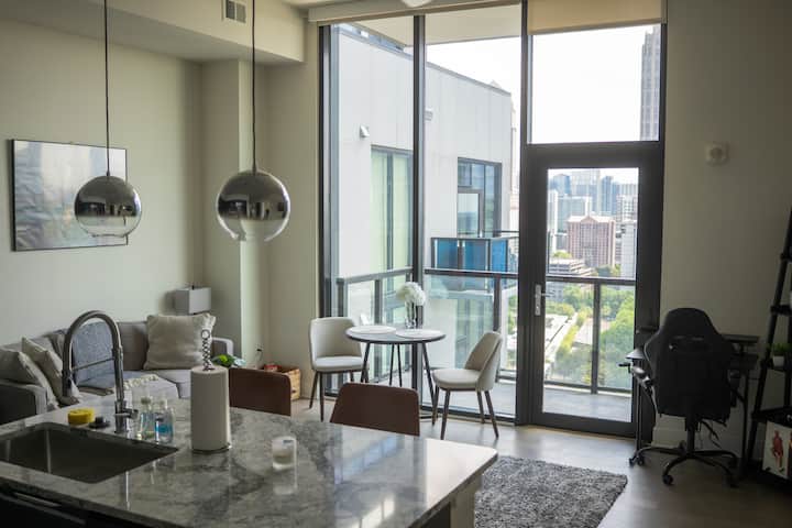 Luxury Modern Escape Penthouse - Atlanta, GA