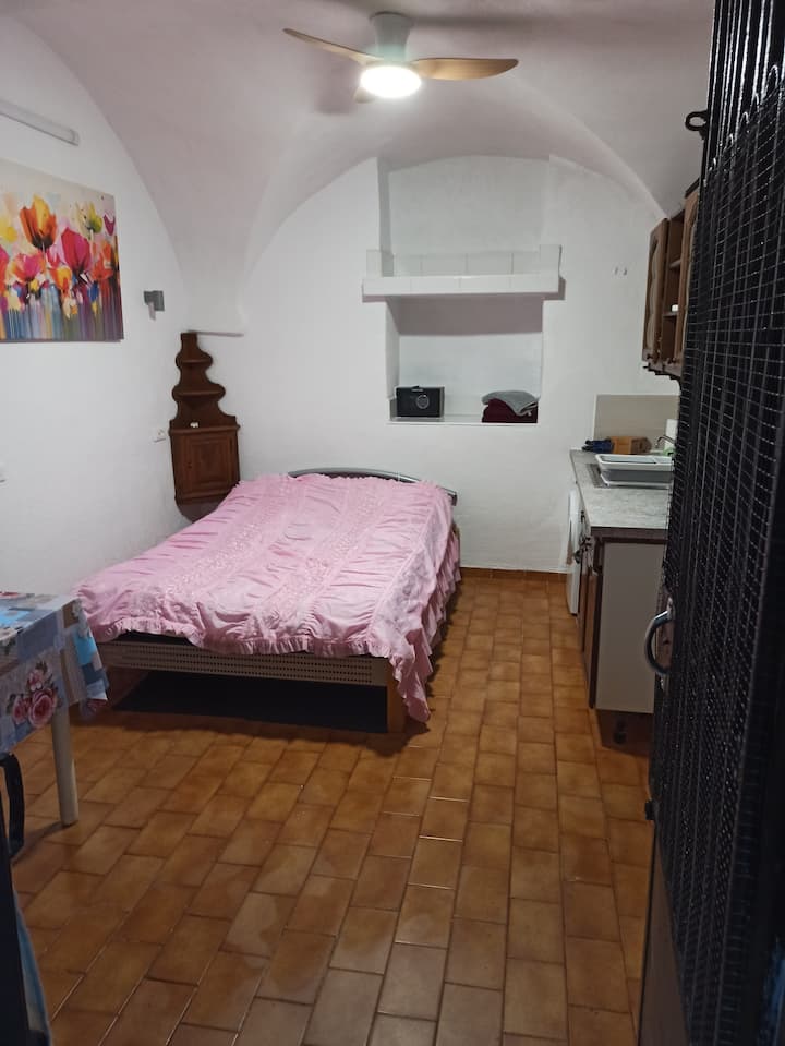 Studio Mit Eigenem Eingang - Sanremo