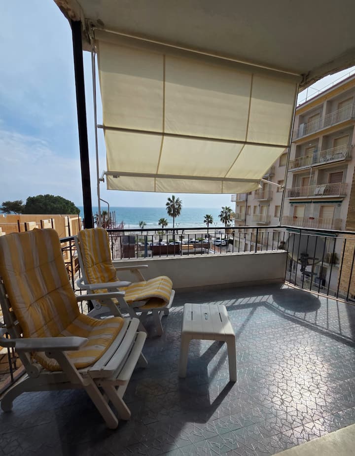 Il Merlo - Fronte Mare - 7 Ospiti - 2 Bagni - Alassio