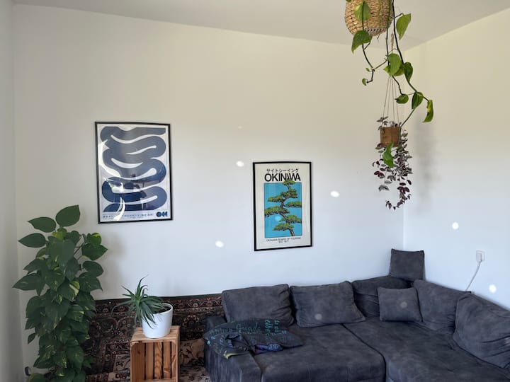 Bright And Spacy Apartment With Two Balconies - Berlin
