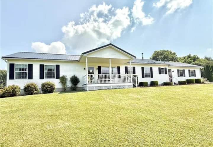 Sugar Creek Cottage | Sleeps 6 Penn Yan Ny - Penn Yan, NY