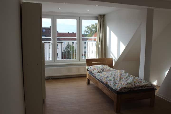 3. Og, Neu Saniert, Ideal Für Berufstätige - Hanovre