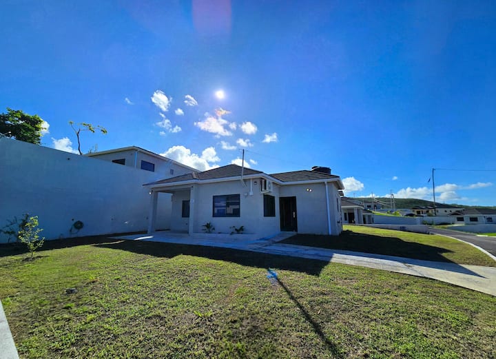 Savannah's Retreat - Jamaica