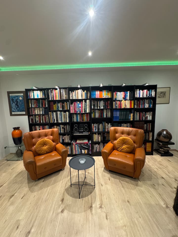 Library Citynest Appartment 4 - Wuppertal