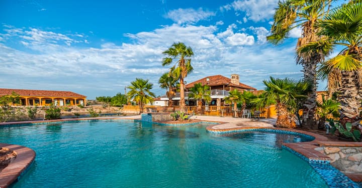 Cabins Immersed In Wildlife - Laredo