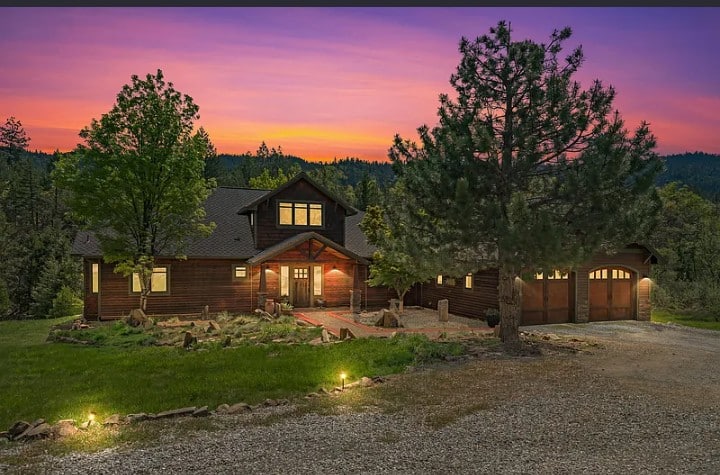 Oregon Mountain Lodge - Ashland, OR