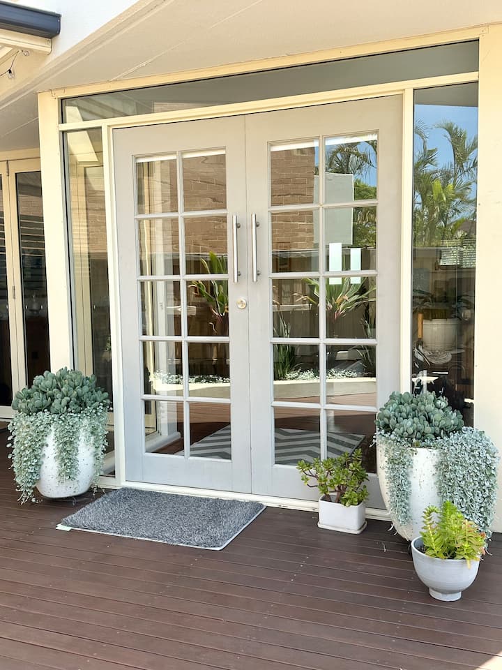 Freshwater Village Retreat - Short Walk To Beach - Manly