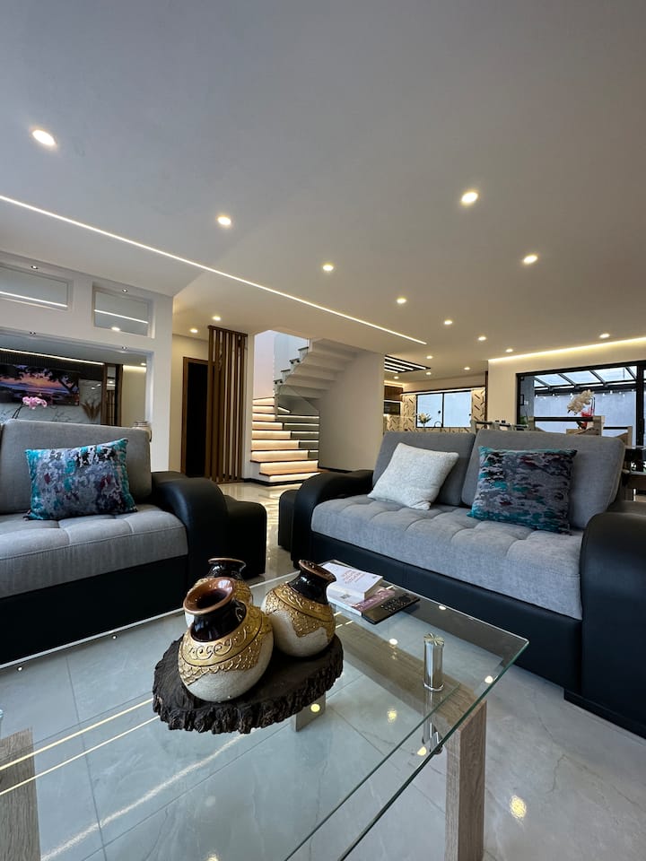 Elegante Alojamiento Moderno En Chordeleg - Chordeleg