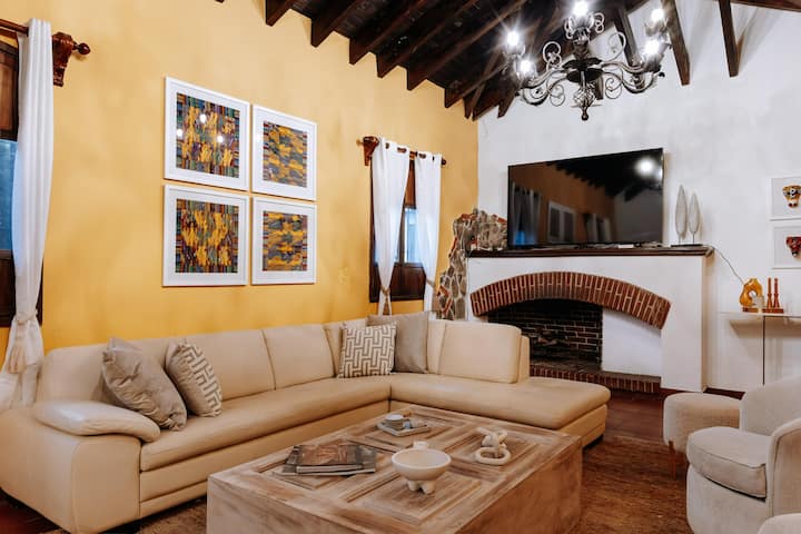Casa De Lujo En Antigua • Posada Los ÁNgeles - Guatemala