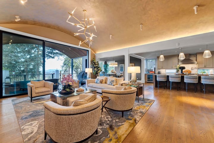 Luxury Estate W/ Mountain Views 5 Min To Downtown - Tumwater Vineyard, West Linn
