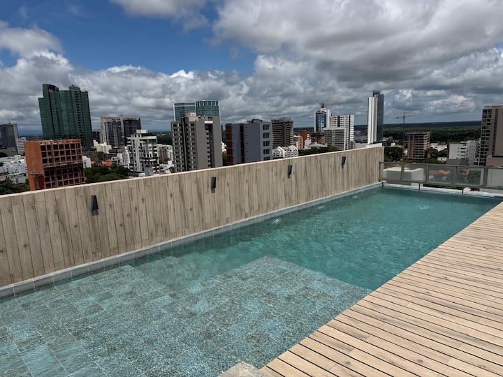 Departamento En Equipetrol Amplio Y Cómodo - Bolivie