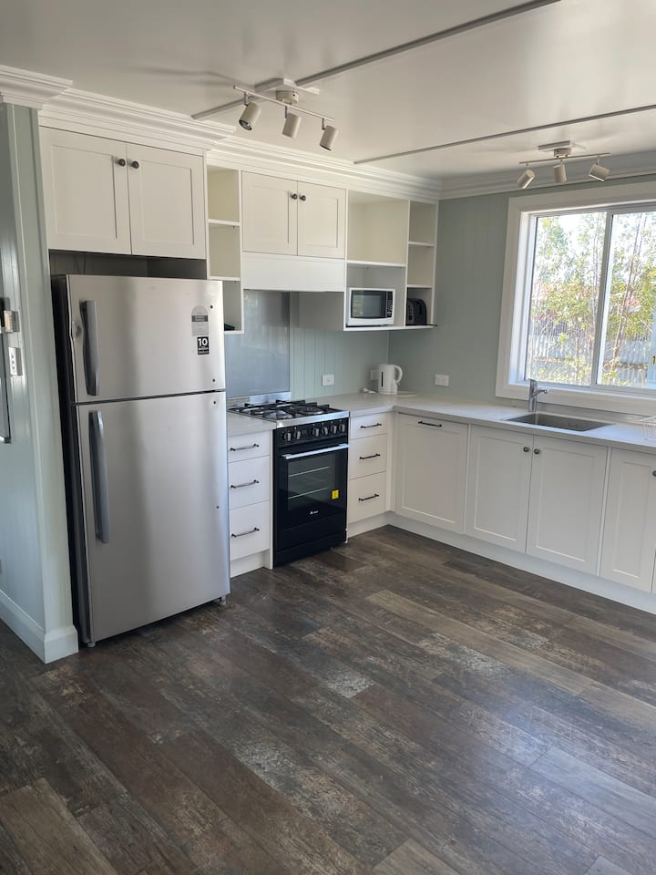 Central Cottage - Blenheim