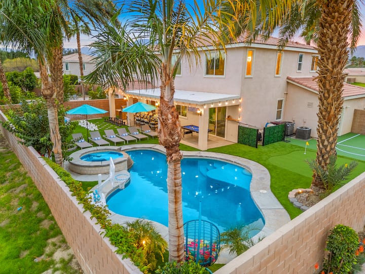 8 Bdr+14bds, Gameroom, Basketball Golf Bbq Firepit - Indio, CA