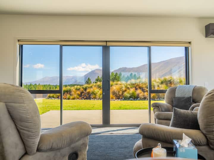 Serene Vistas - Twizel