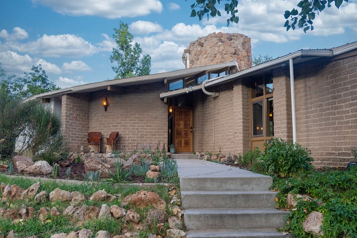 El Caracol - Family Home 15 Miles From Santa Fe! - Española, NM