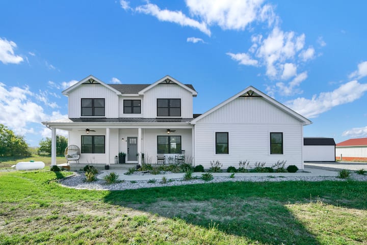 Country Paradise Family Retreat - Urbana, OH