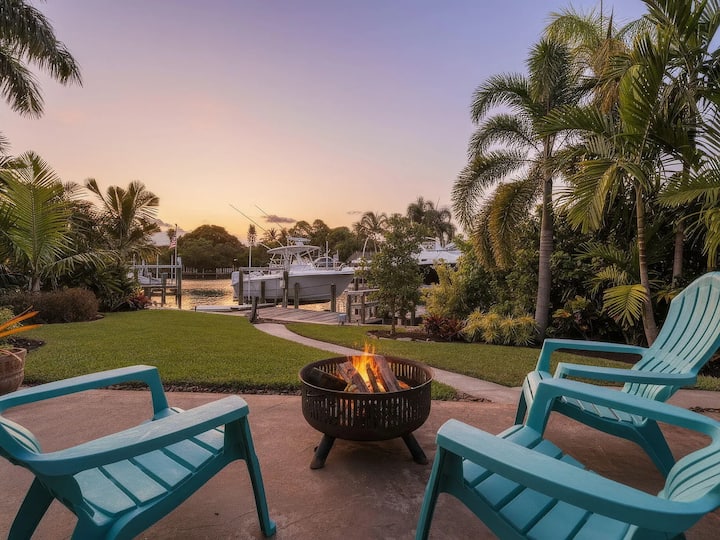 Captain's Coastal Retreat - Stuart, FL