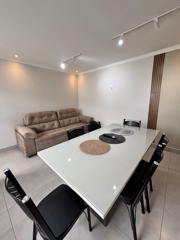 Edícula Com Lavanderia - Saída Para Maringá - Apucarana