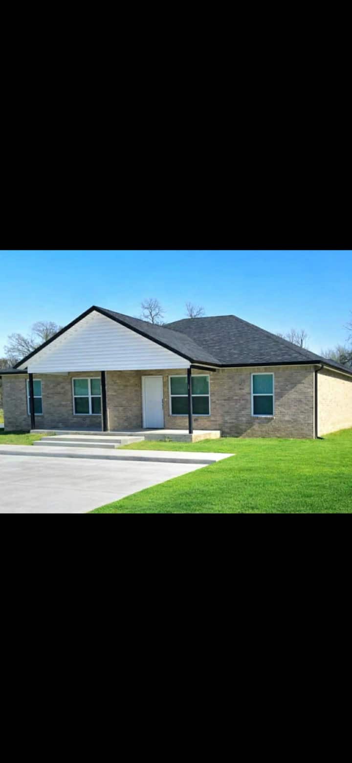 Entire Duplex – Perfect For Families, And Groups - Ada, OK