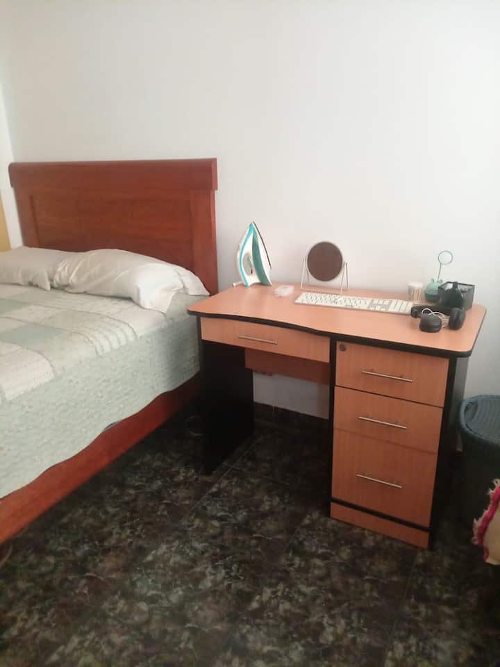 Departe Cerca A La Plaza De Jauja - Jauja