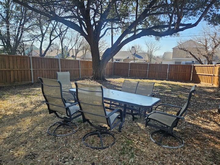 Serenity House-spacious/crib/dallas Arboretum & Dt - Mesquite, TX