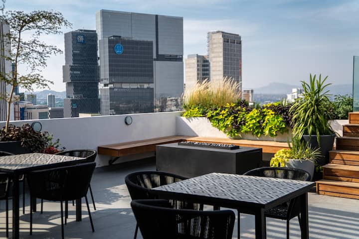 00 65” Tv · Pet Friendly · Ac · Rooftop · Parking - Guadalajara