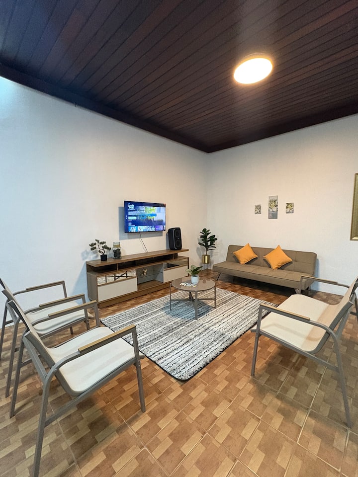 Casa Céntrica 5 Hab. 12 Huéspedes Plaza De Armas - Amazonas