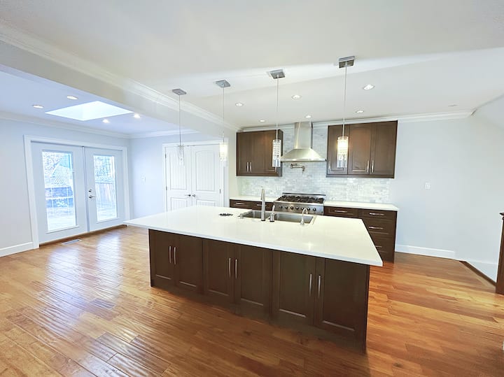 Private Room For 2, Near Train Station, Edgar, B2 - Coquitlam