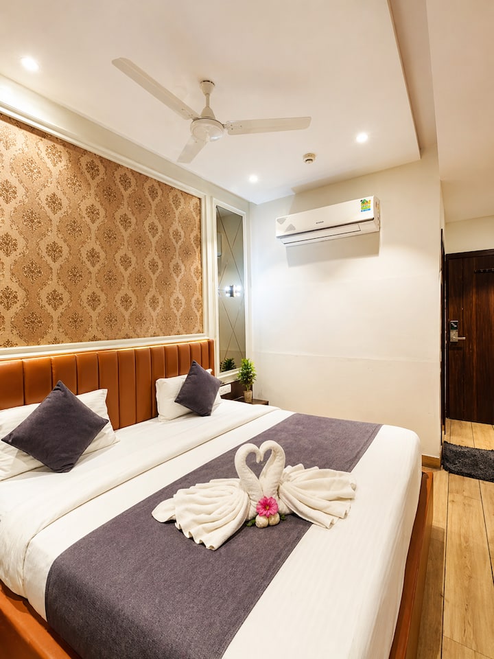 Hotel Meritus Inn Ahmedabad - Ahmedabad