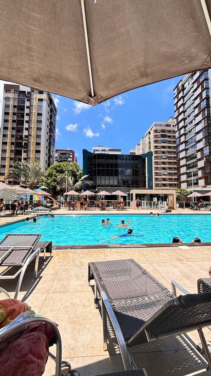 2 Quartos; Clube; Piscina; Praia; Aeroporto 10min - Vitoria