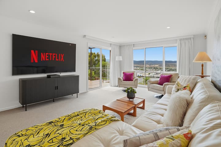 The King’s View- Effortlessly Complete. - Riverside