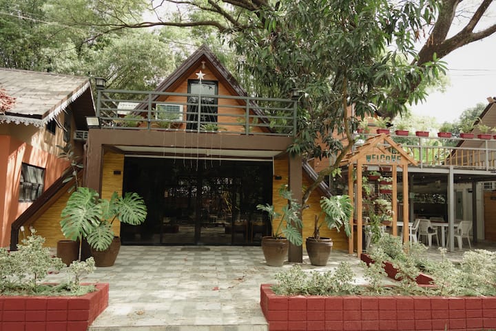 Brown Cabin - Private Probinsya Escape - Pandi