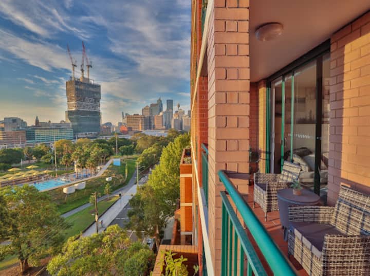 Homey Apartment With Amazing City Skyline Views - Surry Hills