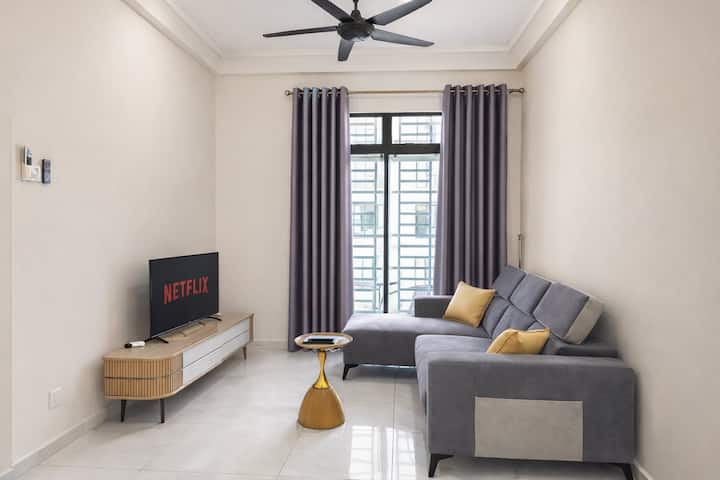 Platino 2br 2-4pax 1 Min To Paradigm Mall, Netflix - Johor