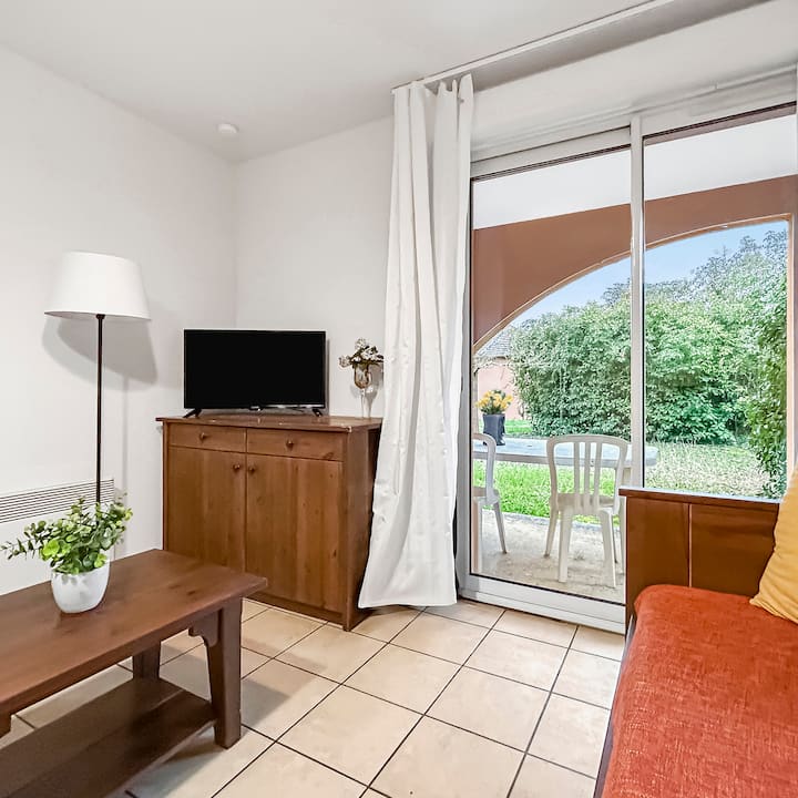 Séjour Familial Rdc, Parking, Piscine Chauffée - Albas