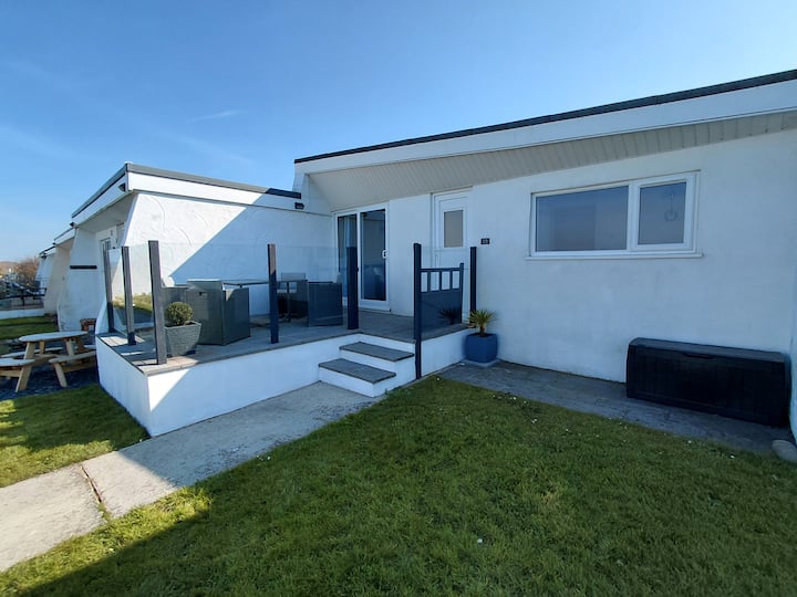 "Number 25" A Family Friendly Coastal Chalet - Bude