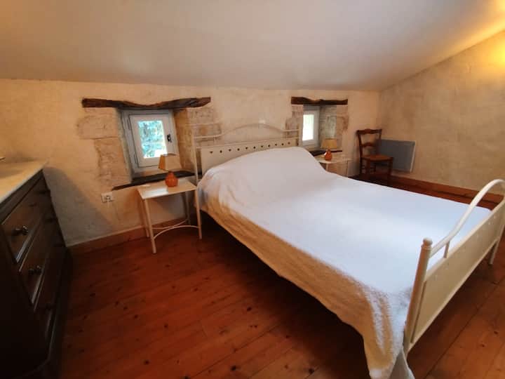 Gîte "Les Ricochets" : 80m2 Pour 5 Pers. - Melle, France