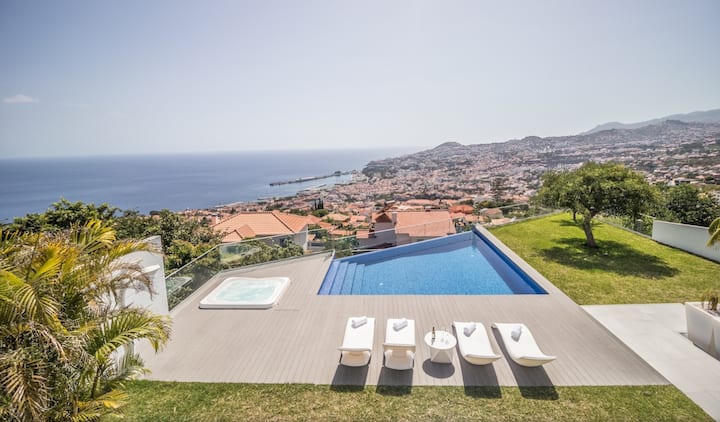 Heated Infinity Pool | Sea View | Jacuzzi | Sauna - Funchal