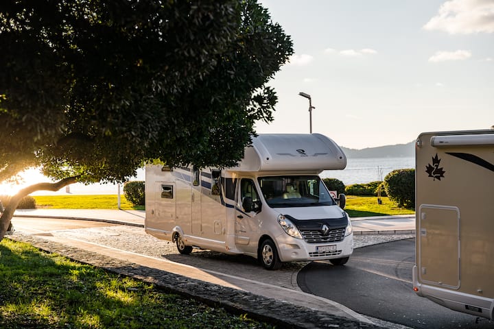 Zadar Camper; Rimor Katamarano 50 - Sukošan