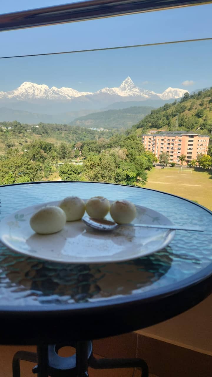 Family Friendly, Quiet 3bed+sofabed/3bath Lux Apt - Pokhara