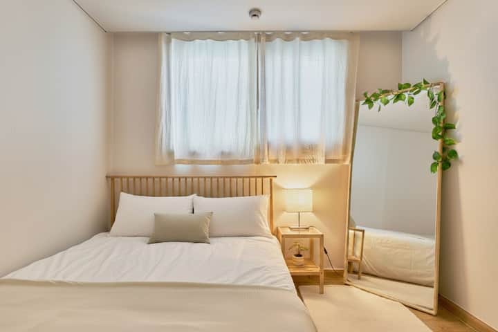 [New] 이수역 도보 7분 단독 | 강남·서울역 15분 | 명동 20분 | 공항버스 6분 - Seoul