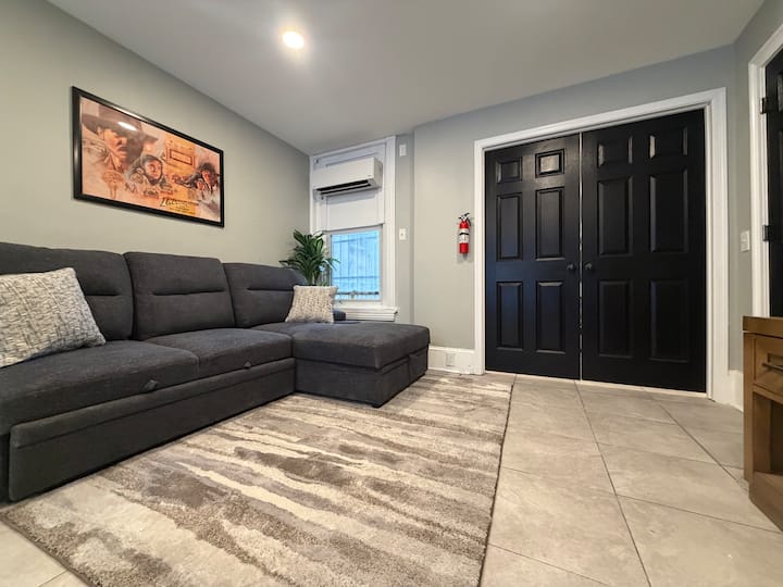 Apartment In Wilmington's Downtown Business - Wilmington