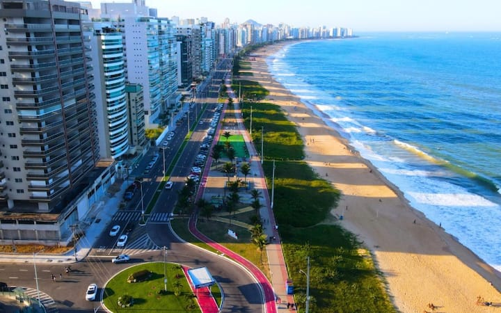 Verão O Ano Todo! Poucos Passos Da Praia E Garagem - Vila Velha