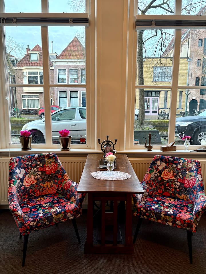 Overnachting In Een Karakteristieke Grachtenpand - Alkmaar