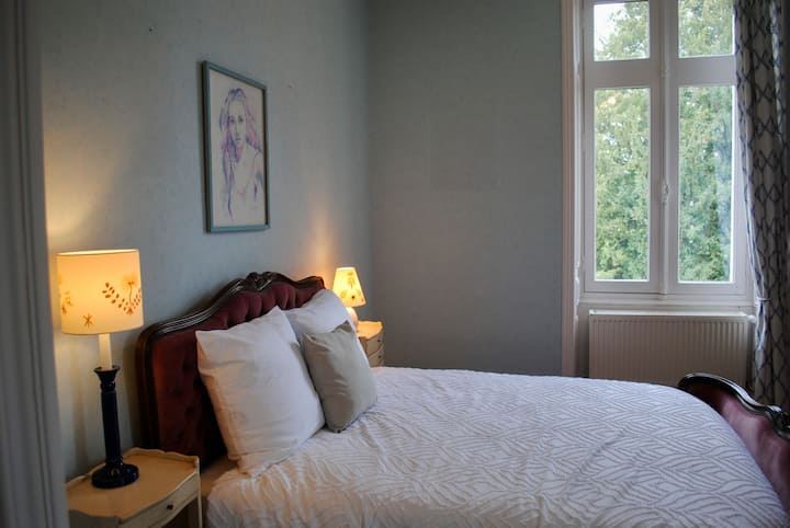 Charming Private Room In Historic Château - Évaux-les-Bains