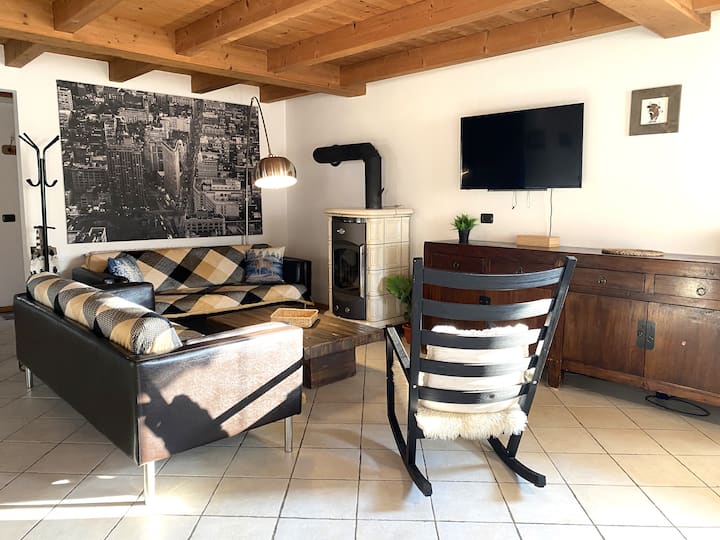 Casa Lalu, Signorile Appartamento In Pieno Centro - Tesero