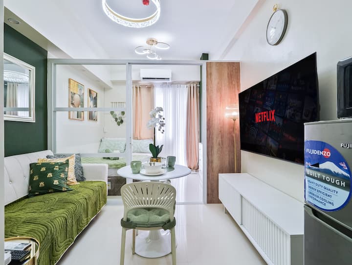 Luxe 631 @ Primeworld District Near Mactan Airport - Lapu-Lapu City