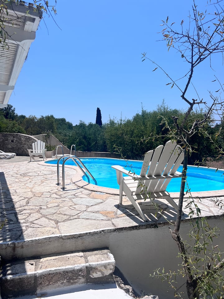 Fig Cottage, A Pretty 200 Year-old Stone Retreat - Fiskardo