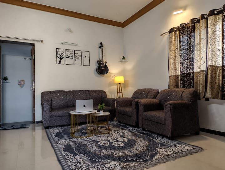 Entire 1st Floor - 2bhk Home In Solapur - Solapur