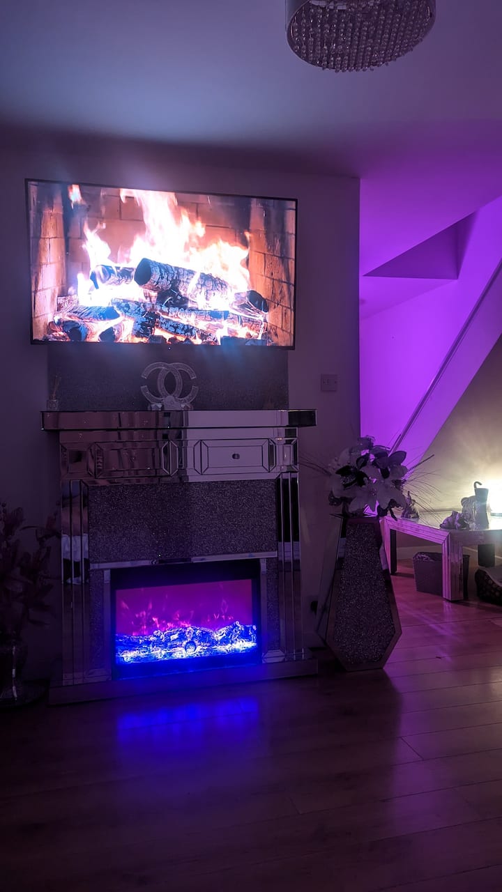 The Pink House - Portsmouth